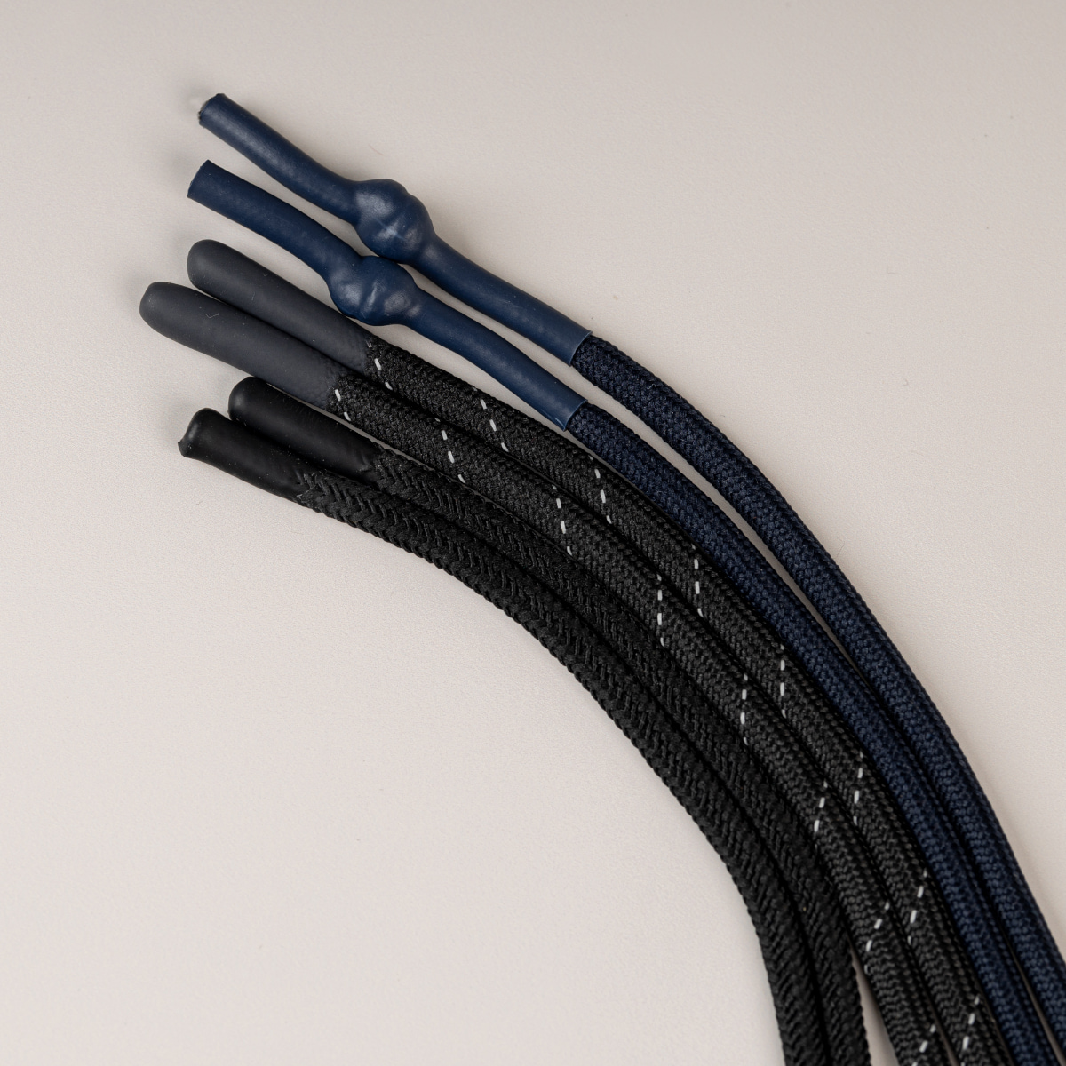 Drawcord and Drawstring – JADOUBE